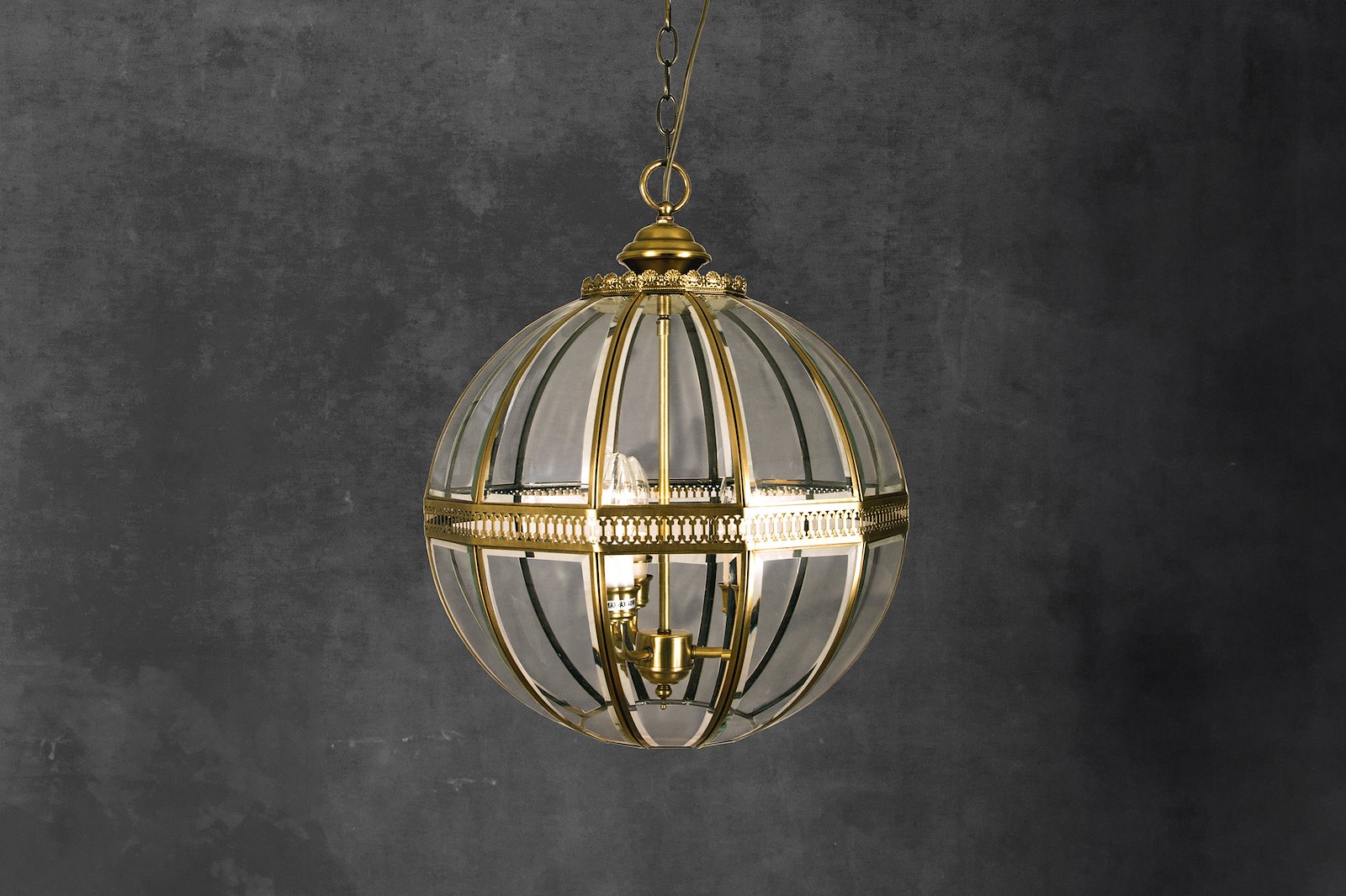 Tsar taklampe - Taklamper - Taklamper som løfter rommet hos Skeidar