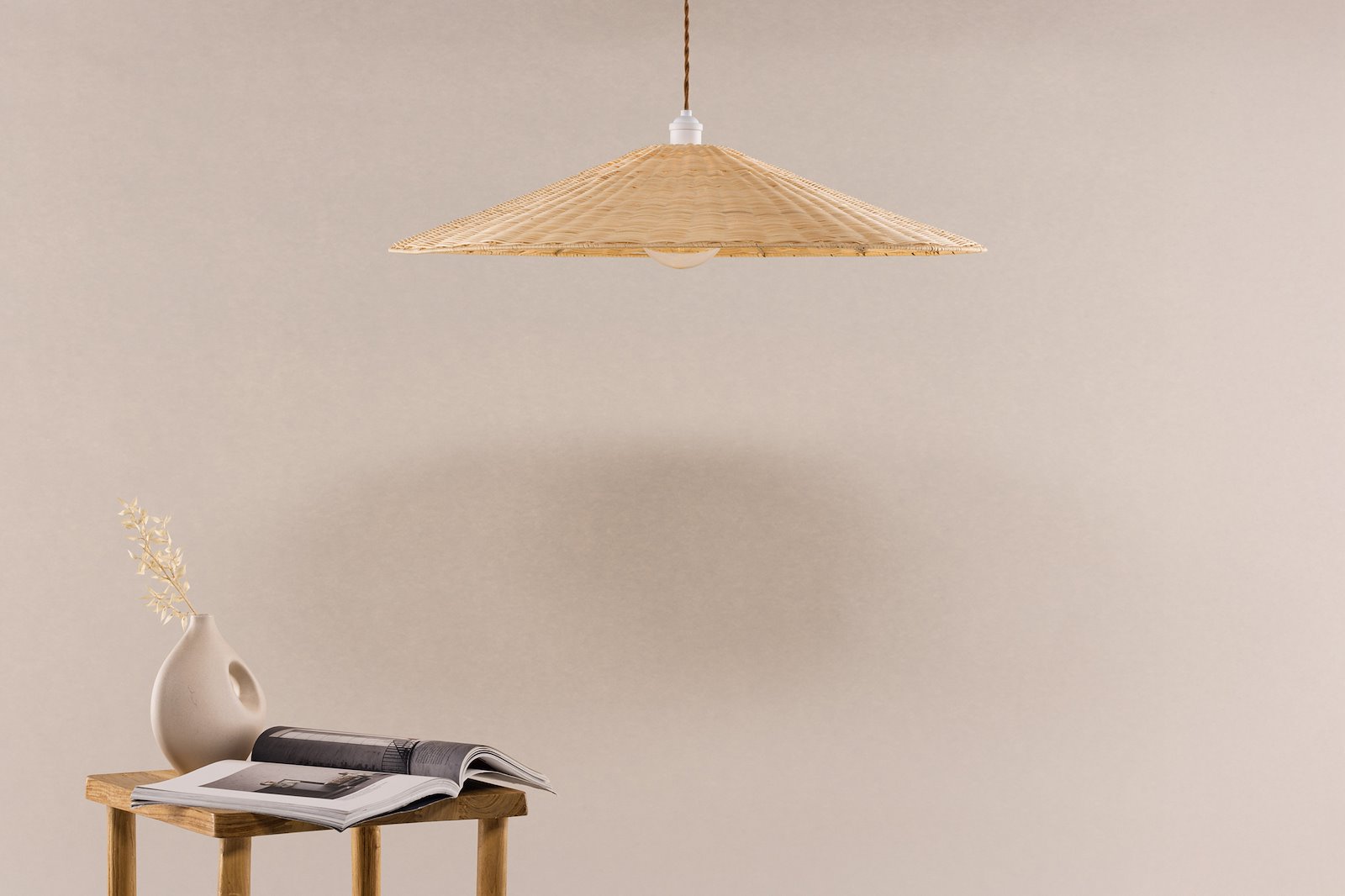 Herrestad taklampe - Taklamper - Taklamper som løfter rommet hos Skeidar