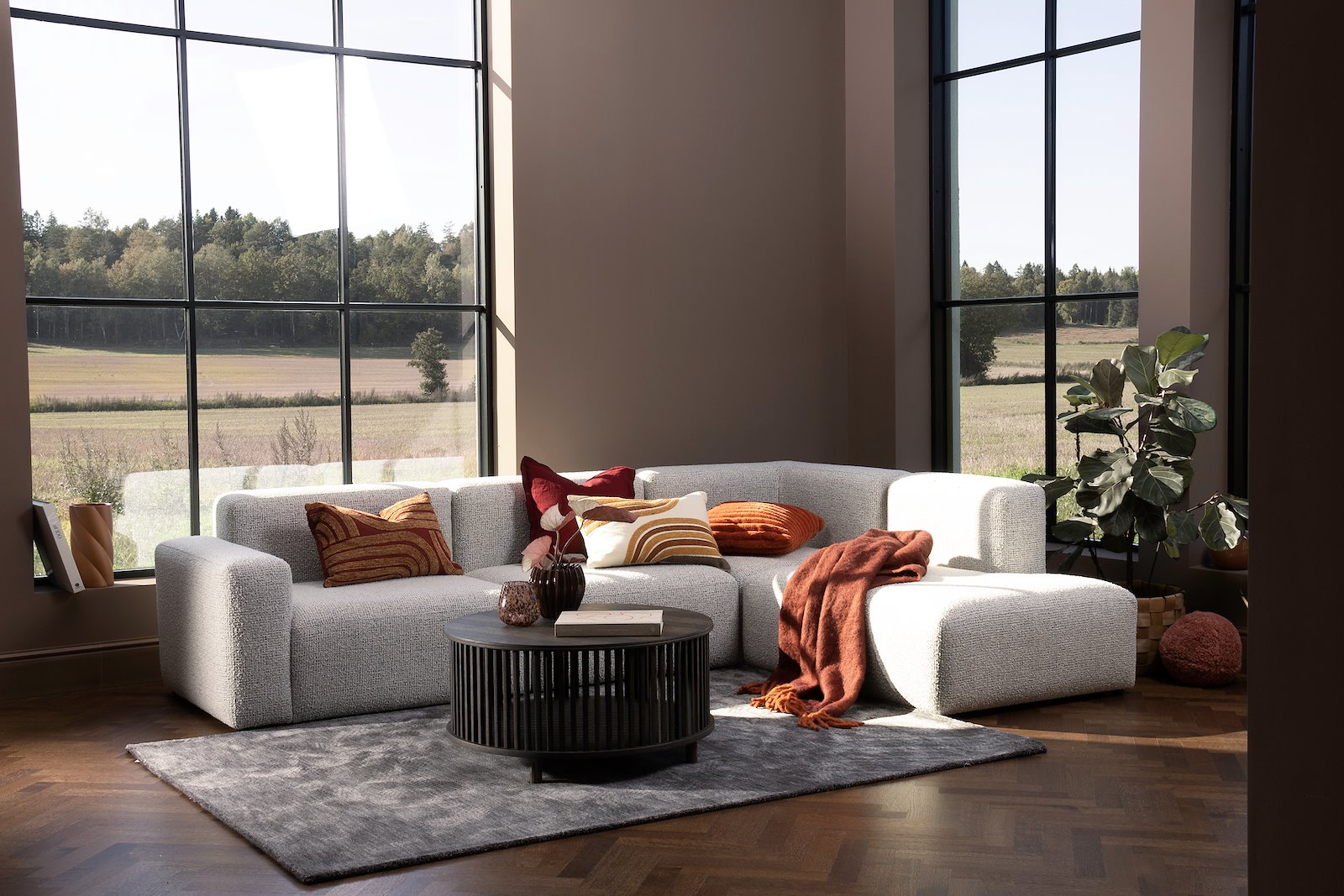 Line sofabord - Sofabord - Stuebord i stilrent design hos Skeidar